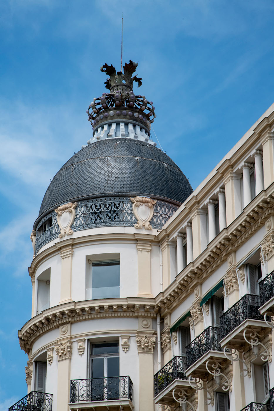Le Régina, emblème de la Belle Epoque à Nice - Architecture de Collection